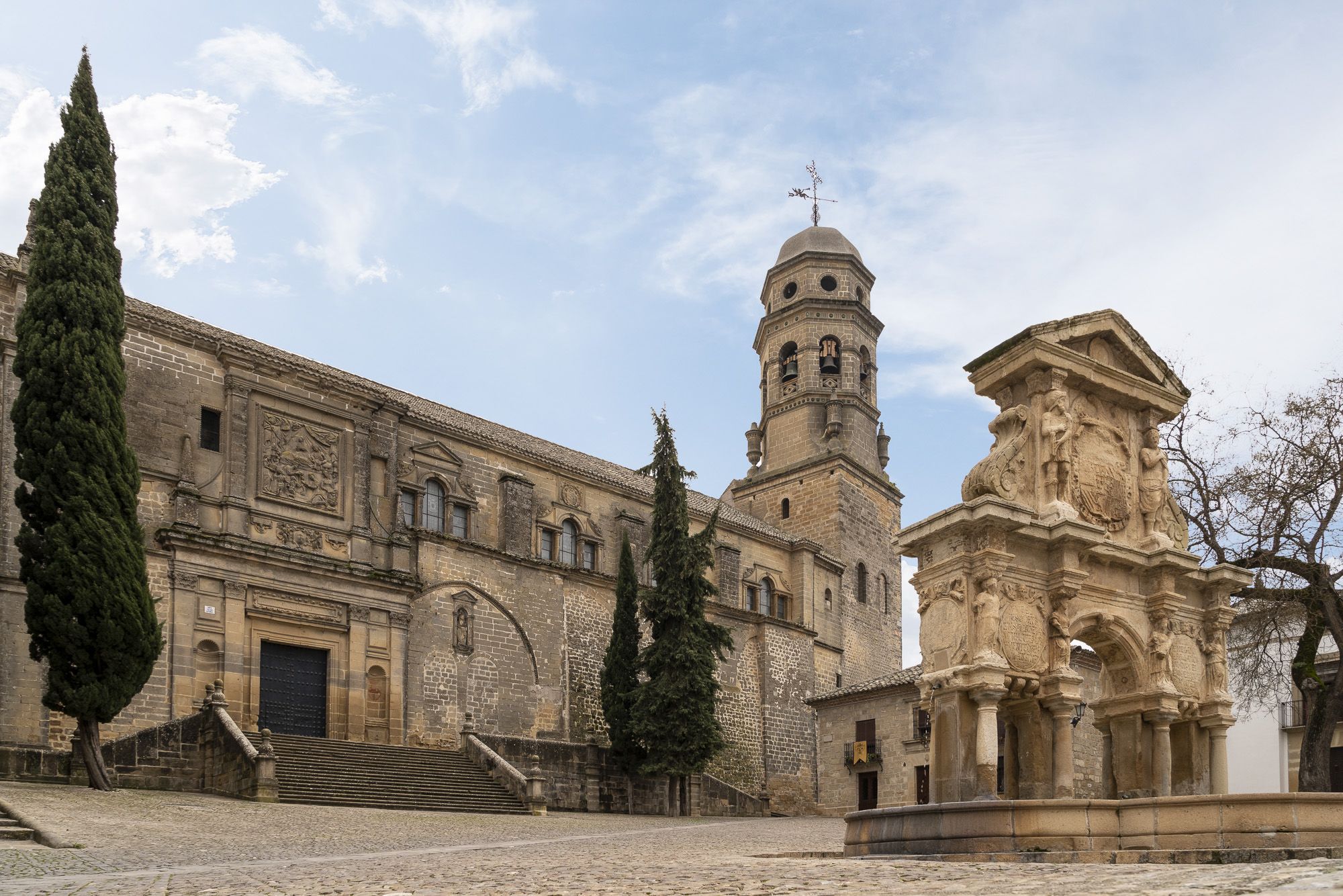 La Catedral de Baeza. El vaivén del tiempo. - CUEVAS CAZORLA
